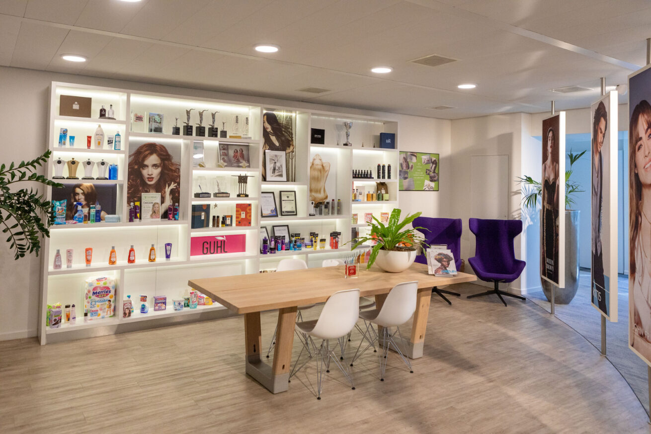 Kao stroomlijnt tijdrovende en handmatige processen met Precisely ...